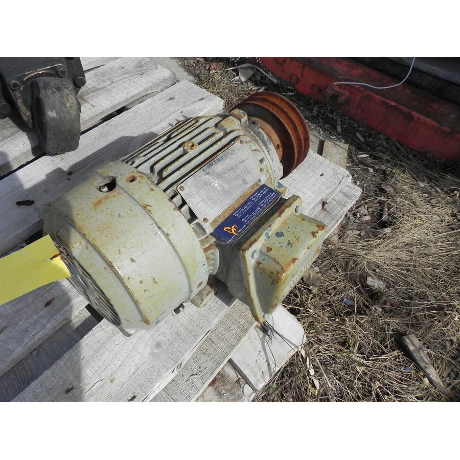 MOTEUR ÉLECTRIQUE 2HP 575V FRAME:145T (1)