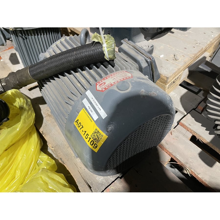 MOTEUR ÉLECTRIQUE 15HP 575V 3550RPM FRAME:254T