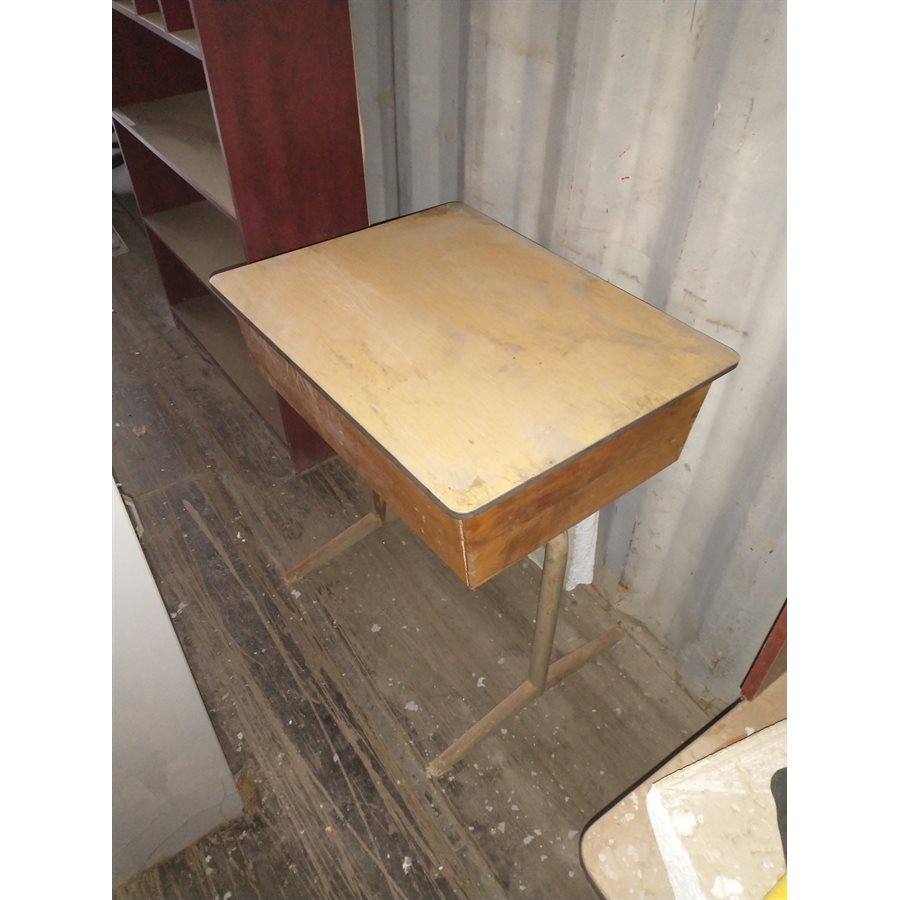 PUPITRE D'ECOLE ETUDIANT