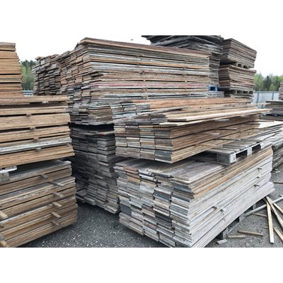 PLYWOOD COFFRAGE - FEUILLE DE 11 / 16 X 12PO X 96PO