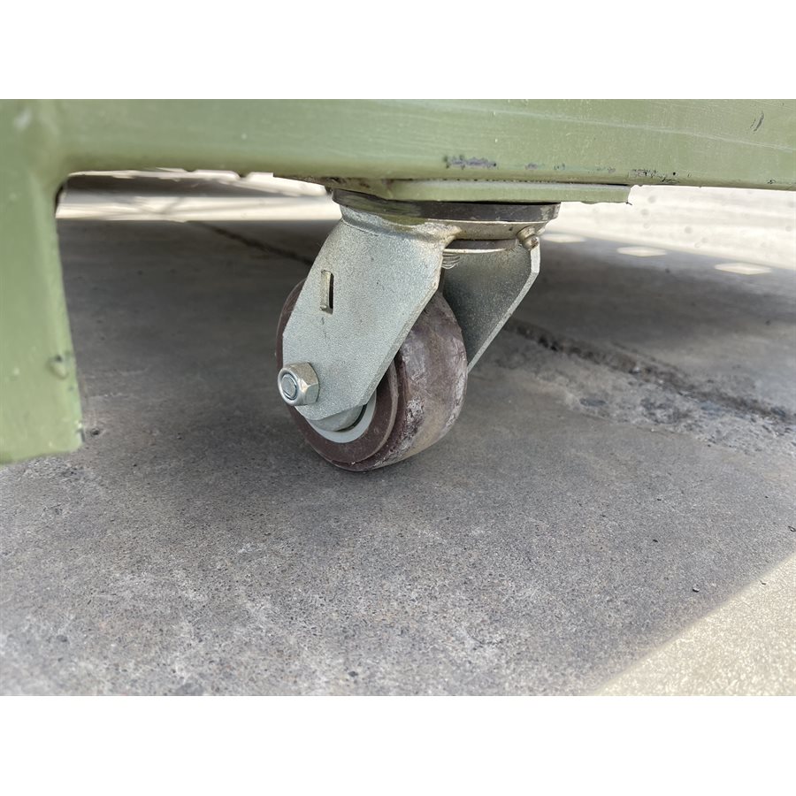 RACK DE METAL VERT A ROULETTES EMPILABLE 50 X 53 X 60PO HAUT